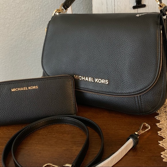 Michael Kors | Bags | New Mk Set | Poshmark